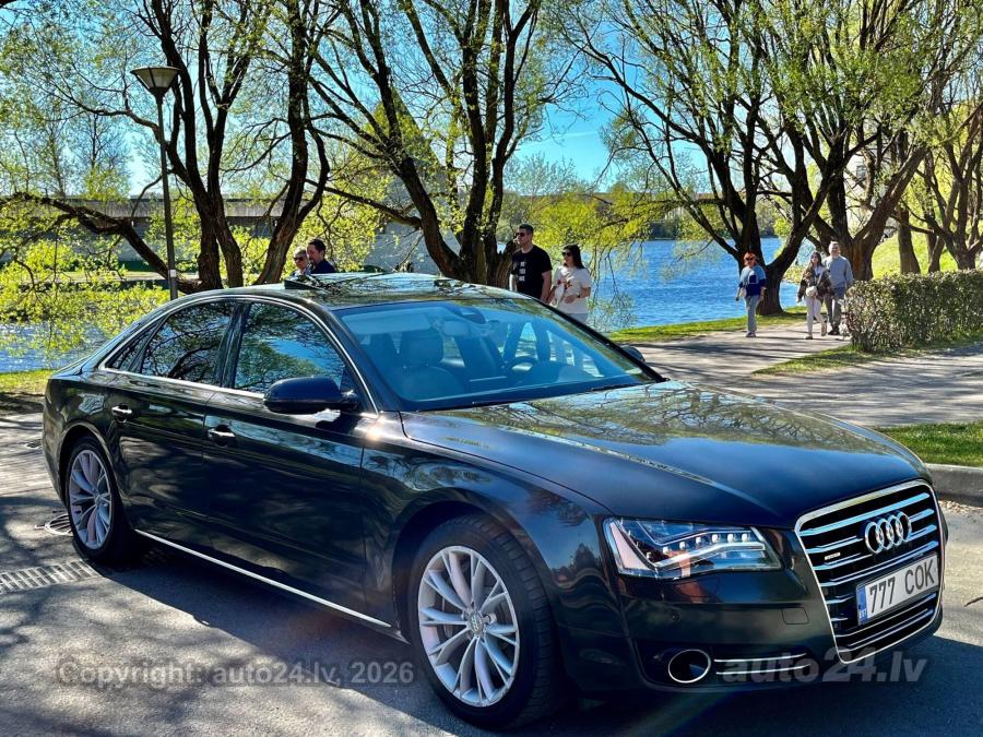 Black Audi A8 2010 in Tallinn, with an engine capacity of 4.10 L and mileage of 330 thousand km for 14500 €, photo 3 on AUTOMOTO.COM.LV