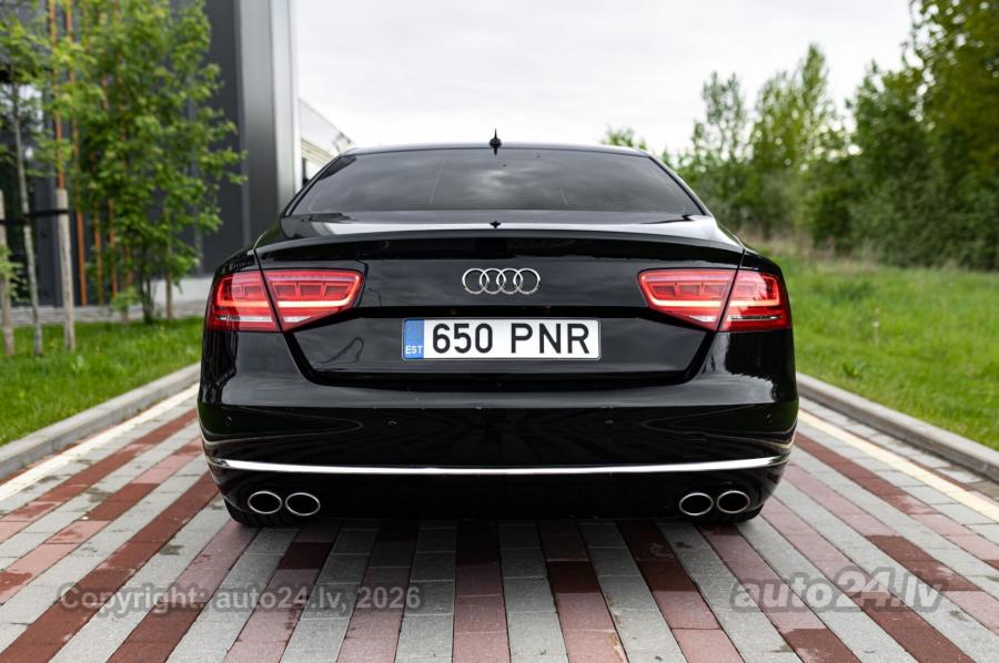 Melns Audi A8 2010 Tallina, ar dzinēja tilpumu 3.00 L un nobraukumu 328 tūkst. km par 10999 €, foto 6 vietnē AUTOMOTO.COM.LV