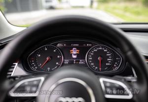 Melns Audi A8 2010 Tallina, ar dzinēja tilpumu 3.00 L un nobraukumu 328 tūkst. km par 10999 €, foto 16 vietnē AUTOMOTO.COM.LV