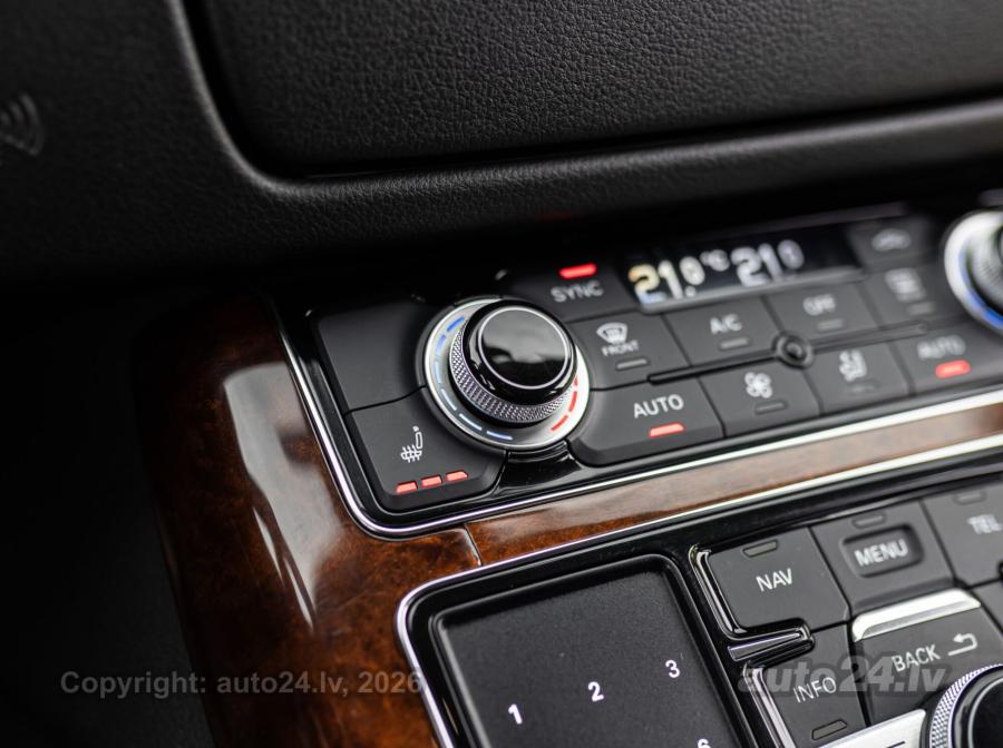 Melns Audi A8 2010 Tallina, ar dzinēja tilpumu 3.00 L un nobraukumu 328 tūkst. km par 10999 €, foto 21 vietnē AUTOMOTO.COM.LV
