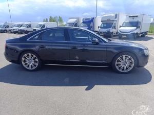 Black Audi A8 2010 in Avizieniai, with an engine capacity of 4.20 L and mileage of 417 thousand km for 7900 €, photo 7 on AUTOMOTO.COM.LV