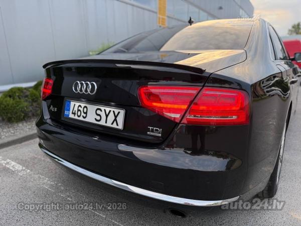 Black Audi A8 2010 in Tallinn, with an engine capacity of 4.20 L and mileage of 0 thousand km for 9900 €, photo 8 on AUTOMOTO.COM.LV