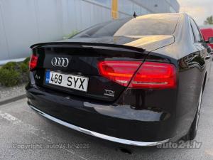 Black Audi A8 2010 in Tallinn, with an engine capacity of 4.20 L and mileage of 0 thousand km for 9900 €, photo 9 on AUTOMOTO.COM.LV