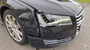 Melns Audi A8 2010 Viļņa, ar dzinēja tilpumu 4.13 L un nobraukumu 410 tūkst. km par 7500 €, foto 11 vietnē AUTOMOTO.COM.LV