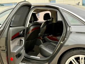 Black Audi A8 2010 in Rezekne, with an engine capacity of 4.20 L and mileage of 223 thousand km for 10490 €, photo 15 on AUTOMOTO.COM.LV