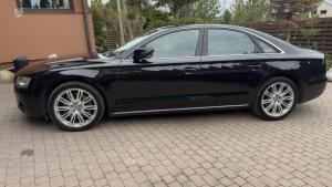 Black Audi A8 2010 in Kupiskis, with an engine capacity of 4.13 L and mileage of 290 thousand km for 10690 €, photo 5 on AUTOMOTO.COM.LV