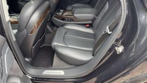 Black Audi A8 2010 in Kupiskis, with an engine capacity of 4.13 L and mileage of 290 thousand km for 10690 €, photo 15 on AUTOMOTO.COM.LV