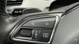 Black Audi A8 2010 in Kupiskis, with an engine capacity of 4.13 L and mileage of 290 thousand km for 10690 €, photo 27 on AUTOMOTO.COM.LV
