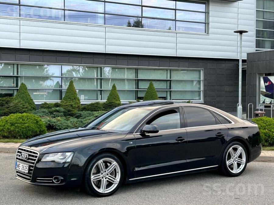 Black Audi A8 2010 in Riga, with an engine capacity of 3.00 L and mileage of 226 thousand km for 9750 €, photo 3 on AUTOMOTO.COM.LV