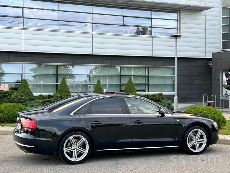Black Audi A8 2010 in Riga, with an engine capacity of 3.00 L and mileage of 226 thousand km for 9750 €, photo 11 on AUTOMOTO.COM.LV