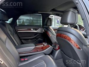 Black Audi A8 2010 in Riga, with an engine capacity of 3.00 L and mileage of 226 thousand km for 9750 €, photo 19 on AUTOMOTO.COM.LV
