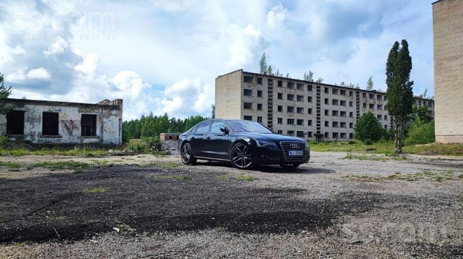 Melns Audi A8 2011 Cēsis, ar dzinēja tilpumu 3.00 L un nobraukumu 282 tūkst. km par 15000 €, foto 2 vietnē AUTOMOTO.COM.LV