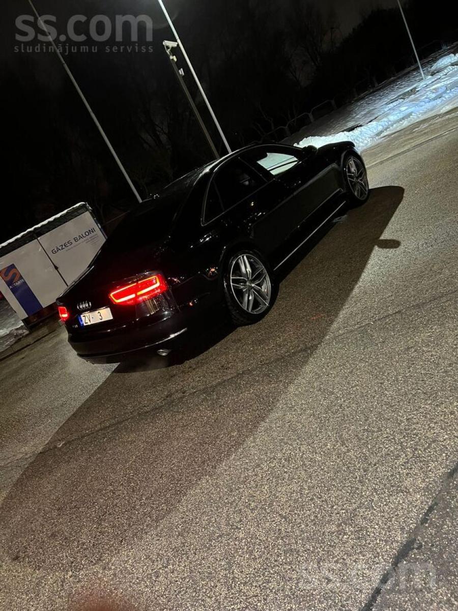 Melns Audi A8 2011 Cēsis, ar dzinēja tilpumu 3.00 L un nobraukumu 282 tūkst. km par 15000 €, foto 6 vietnē AUTOMOTO.COM.LV