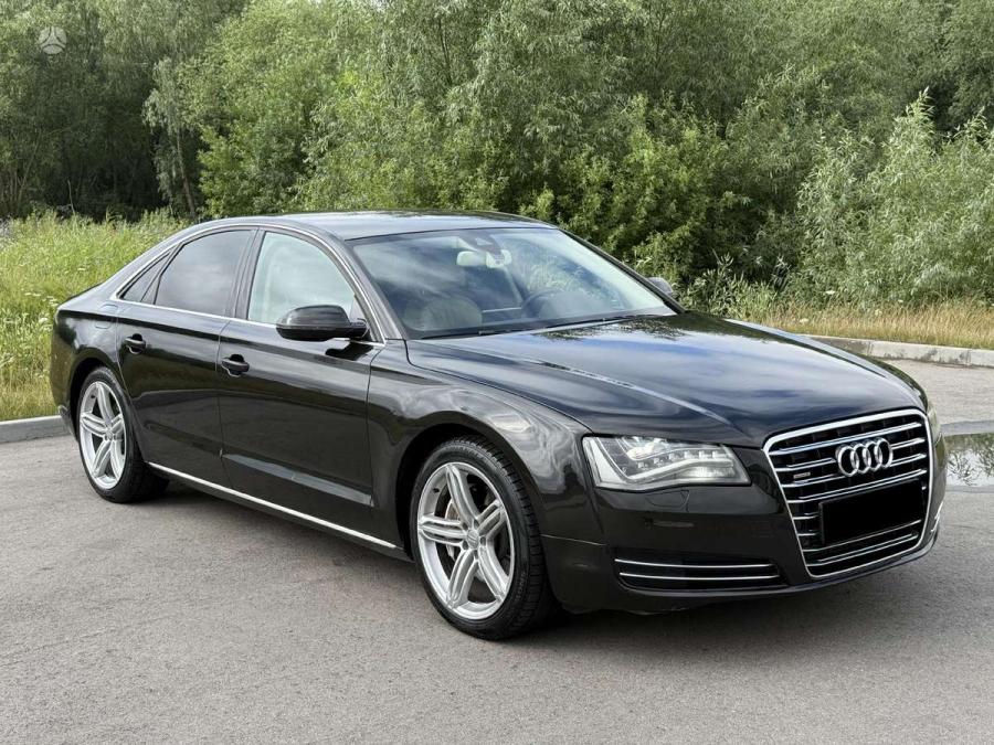 Black Audi A8 2011 in Klaipeda, with an engine capacity of 2.97 L and mileage of 300 thousand km for 11000 €, photo 12 on AUTOMOTO.COM.LV