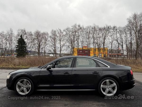 Melns Audi A8 2011 Tallina, ar dzinēja tilpumu 3.00 L un nobraukumu 316 tūkst. km par 7999 €, foto 3 vietnē AUTOMOTO.COM.LV