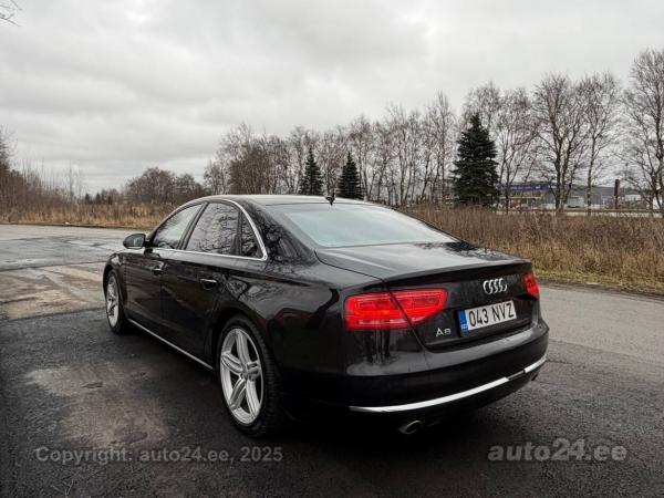 Melns Audi A8 2011 Tallina, ar dzinēja tilpumu 3.00 L un nobraukumu 316 tūkst. km par 7999 €, foto 5 vietnē AUTOMOTO.COM.LV