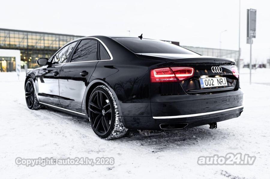 Black Audi A8 2011 in Tallinn, with an engine capacity of 3.00 L and mileage of 347 thousand km for 14999 €, photo 4 on AUTOMOTO.COM.LV