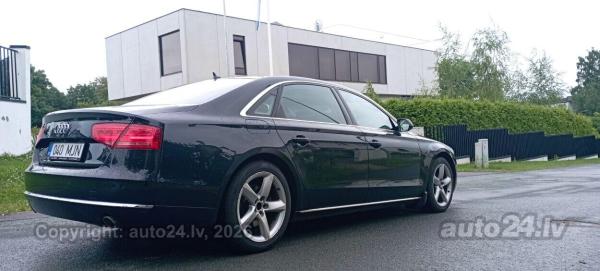 Melns Audi A8 2011 Tallina, ar dzinēja tilpumu 3.00 L un nobraukumu 330 tūkst. km par 13997 €, foto 7 vietnē AUTOMOTO.COM.LV