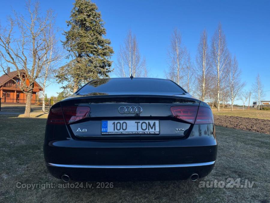 Melns Audi A8 2011 Tallina, ar dzinēja tilpumu 3.00 L un nobraukumu 124 tūkst. km par 17500 €, foto 3 vietnē AUTOMOTO.COM.LV