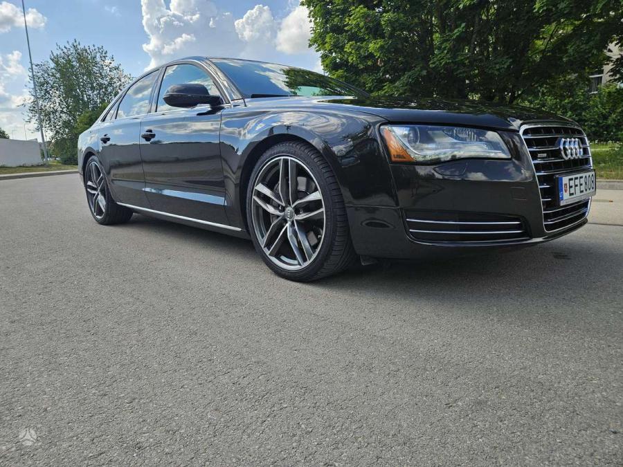 Black Audi A8 2011 in Telschi, with an engine capacity of 4.16 L and mileage of 238 thousand km for 12000 €, photo 2 on AUTOMOTO.COM.LV