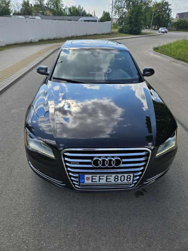 Black Audi A8 2011 in Telschi, with an engine capacity of 4.16 L and mileage of 238 thousand km for 12000 €, photo 3 on AUTOMOTO.COM.LV
