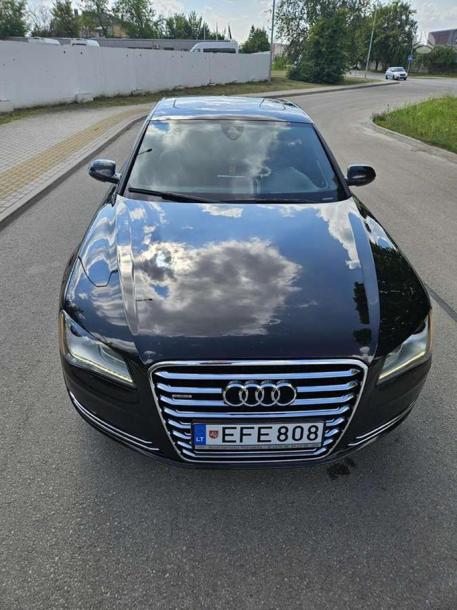 Black Audi A8 2011 in Telschi, with an engine capacity of 4.16 L and mileage of 238 thousand km for 12000 €, photo 3 on AUTOMOTO.COM.LV