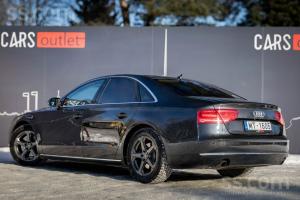 Black Audi A8 2011 in Riga, with an engine capacity of 3.00 L and mileage of 315 thousand km for 12990 €, photo 6 on AUTOMOTO.COM.LV