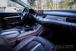 Black Audi A8 2011 in Riga, with an engine capacity of 3.00 L and mileage of 315 thousand km for 12990 €, photo 10 on AUTOMOTO.COM.LV