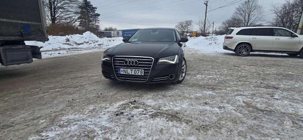Melns Audi A8 2011 Viļņa, ar dzinēja tilpumu 4.13 L un nobraukumu 370 tūkst. km par 11500 €, foto 1 vietnē AUTOMOTO.COM.LV