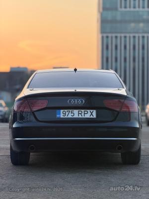 Black Audi A8 2011 in Tallinn, with an engine capacity of 3.00 L and mileage of 419 thousand km for 9900 €, photo 2 on AUTOMOTO.COM.LV