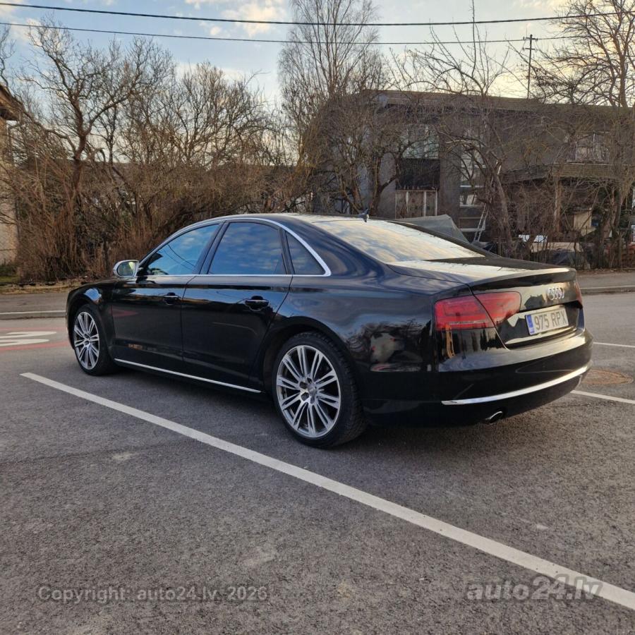Black Audi A8 2011 in Tartu, with an engine capacity of 3.00 L and mileage of 0 thousand km for 9490 €, photo 8 on AUTOMOTO.COM.LV