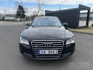 Black Audi A8 2011 in Riga, with an engine capacity of 4.20 L and mileage of 194 thousand km for 16490 €, photo 4 on AUTOMOTO.COM.LV