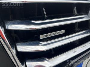 Black Audi A8 2011 in Riga, with an engine capacity of 4.20 L and mileage of 194 thousand km for 16490 €, photo 31 on AUTOMOTO.COM.LV