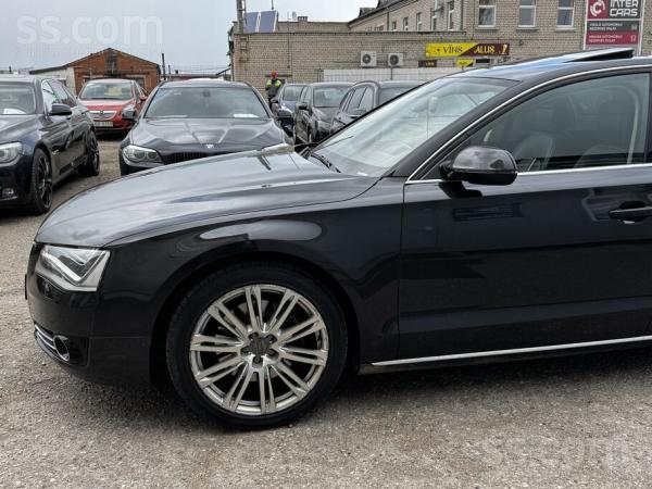 Melns Audi A8 2011 Daugavpils, ar dzinēja tilpumu 3.00 L un nobraukumu 0 tūkst. km par 14000 €, foto 7 vietnē AUTOMOTO.COM.LV