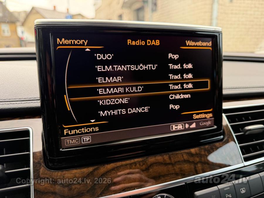 Черный Ауди А8 2011 в Тарту, объемом двигателя 3.00 л и пробегом 220 тыс. км за 14900 €, фото 25 на AUTOMOTO.COM.LV