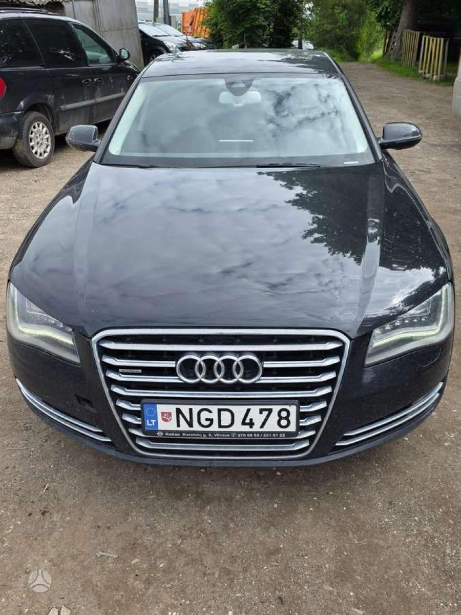 Melns Audi A8 2011 Viļņa, ar dzinēja tilpumu 4.16 L un nobraukumu 294 tūkst. km par 6500 €, foto 1 vietnē AUTOMOTO.COM.LV