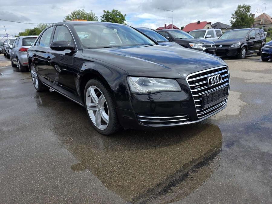 Black Audi A8 2011 in Siauliai, with an engine capacity of 2.97 L and mileage of 244 thousand km for 11000 €, photo 1 on AUTOMOTO.COM.LV