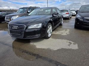 Black Audi A8 2011 in Siauliai, with an engine capacity of 2.97 L and mileage of 244 thousand km for 11000 €, photo 3 on AUTOMOTO.COM.LV