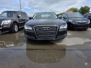 Black Audi A8 2011 in Siauliai, with an engine capacity of 2.97 L and mileage of 244 thousand km for 11000 €, photo 4 on AUTOMOTO.COM.LV
