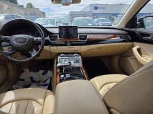 Black Audi A8 2011 in Siauliai, with an engine capacity of 2.97 L and mileage of 244 thousand km for 11000 €, photo 11 on AUTOMOTO.COM.LV