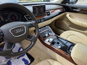 Black Audi A8 2011 in Siauliai, with an engine capacity of 2.97 L and mileage of 244 thousand km for 11000 €, photo 14 on AUTOMOTO.COM.LV