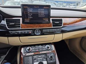 Black Audi A8 2011 in Siauliai, with an engine capacity of 2.97 L and mileage of 244 thousand km for 11000 €, photo 15 on AUTOMOTO.COM.LV