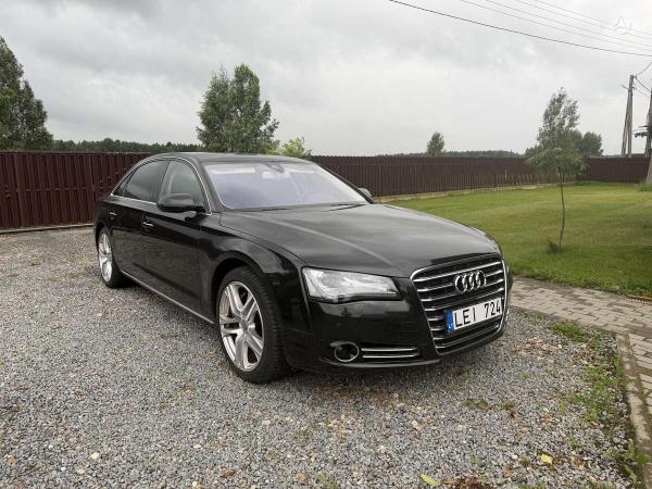 Black Audi A8 2011 in Vilnius, with an engine capacity of 4.16 L and mileage of 298 thousand km for 10999 €, photo 2 on AUTOMOTO.COM.LV
