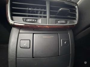 Black Audi A8 2011 in Vilnius, with an engine capacity of 4.16 L and mileage of 298 thousand km for 10999 €, photo 18 on AUTOMOTO.COM.LV