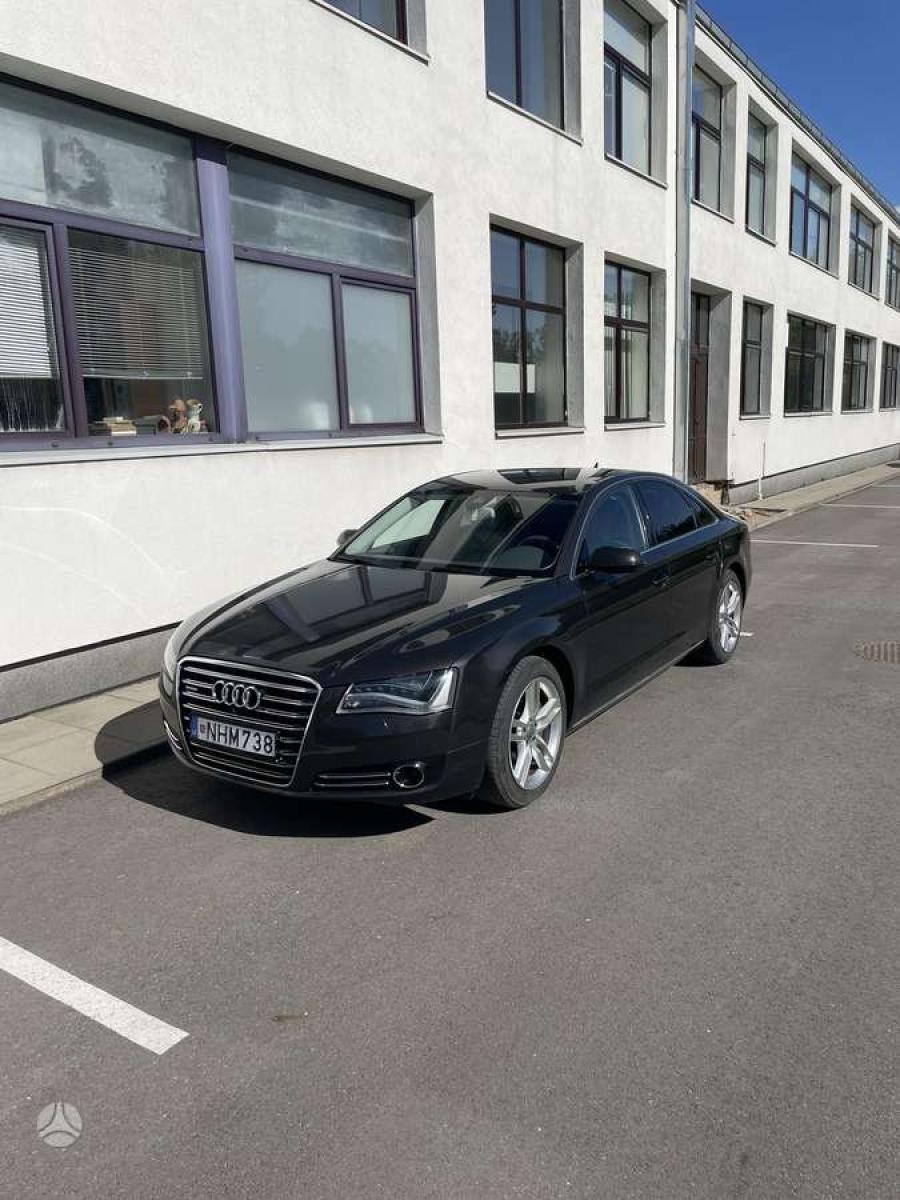 Black Audi A8 2011 in Kaunas, with an engine capacity of 2.97 L and mileage of 211 thousand km for 10500 €, photo 14 on AUTOMOTO.COM.LV