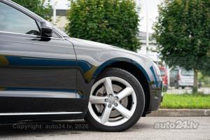 Black Audi A8 2011 in Tallinn, with an engine capacity of 3.00 L and mileage of 223 thousand km for 15500 €, photo 15 on AUTOMOTO.COM.LV