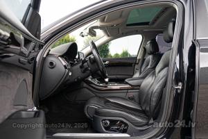 Black Audi A8 2011 in Tallinn, with an engine capacity of 3.00 L and mileage of 223 thousand km for 15500 €, photo 27 on AUTOMOTO.COM.LV
