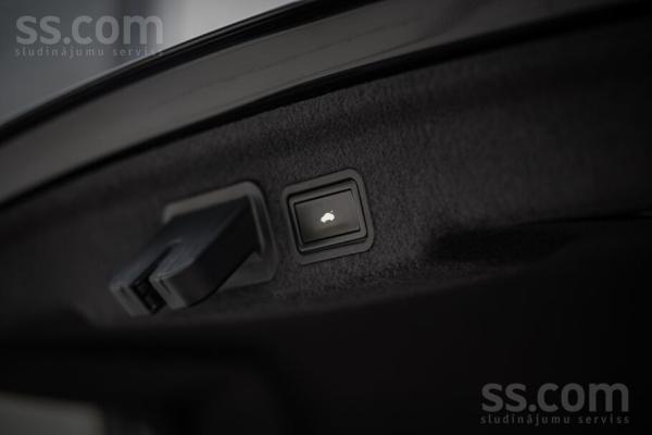 Melns Audi A8 2011 Rīga, ar dzinēja tilpumu 4.20 L un nobraukumu 0 tūkst. km par 15500 €, foto 9 vietnē AUTOMOTO.COM.LV