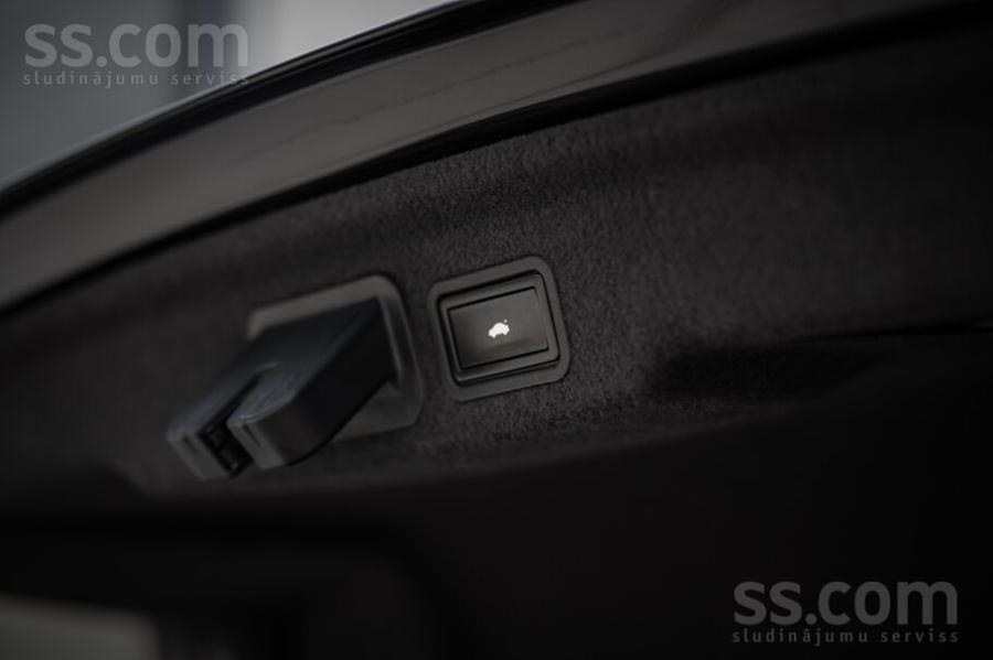 Melns Audi A8 2011 Rīga, ar dzinēja tilpumu 4.20 L un nobraukumu 0 tūkst. km par 15500 €, foto 10 vietnē AUTOMOTO.COM.LV