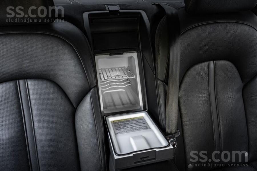 Melns Audi A8 2011 Rīga, ar dzinēja tilpumu 4.20 L un nobraukumu 0 tūkst. km par 15500 €, foto 18 vietnē AUTOMOTO.COM.LV